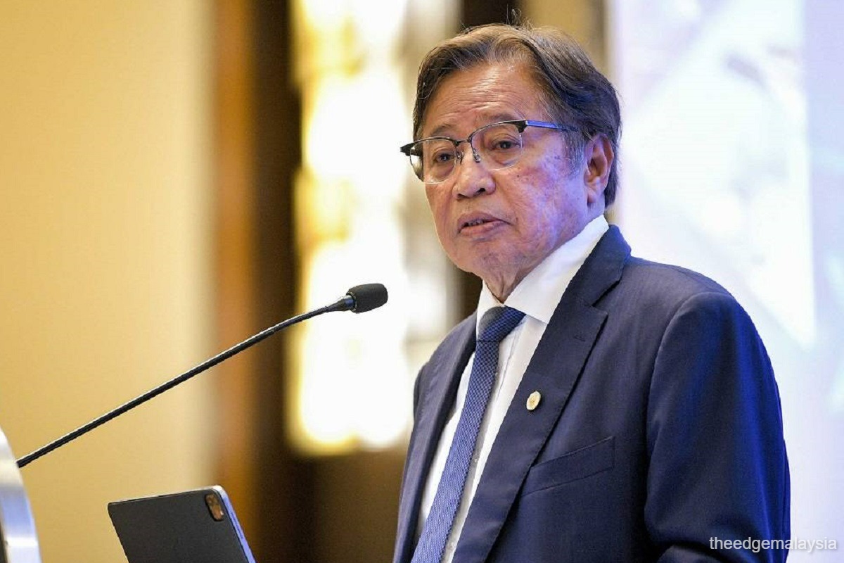 Abang Jo says Petronas-Petros agreement coming in 'two more days' — report | KLSE Screener